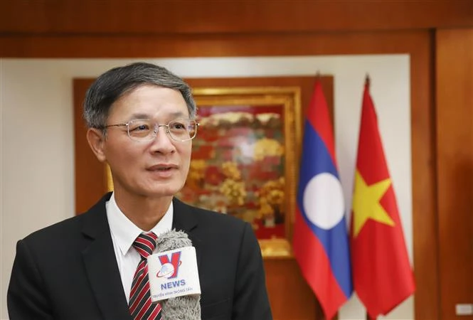 La visite du dirigeant lao contribuera à consolider et développer les ...